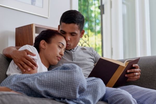 50 Sweet & Simple Text Messages for Your Husband