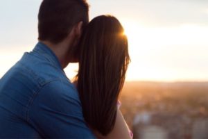 110 Interesting Topics to Talk About With Adults & Kids