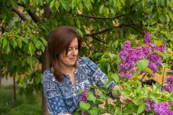 90 Fun Hobbies Perfect for Women At Any Age