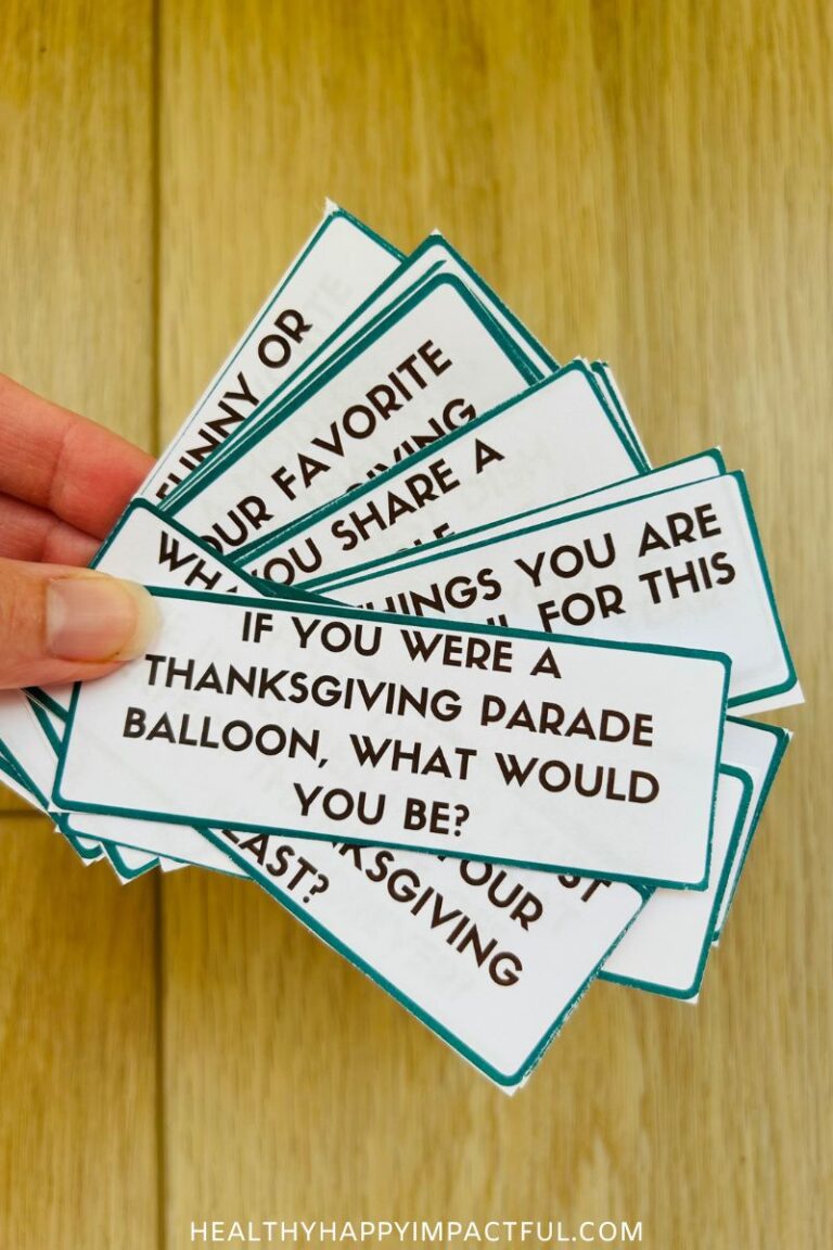 25 Thanksgiving Family Traditions To Start (They'll Remember Forever)