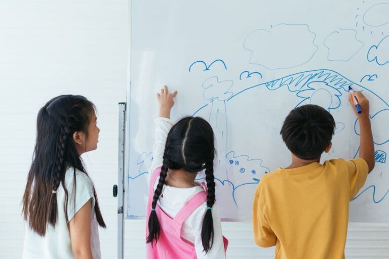 30 Fun And Easy Whiteboard Games For Kids (In 2026)