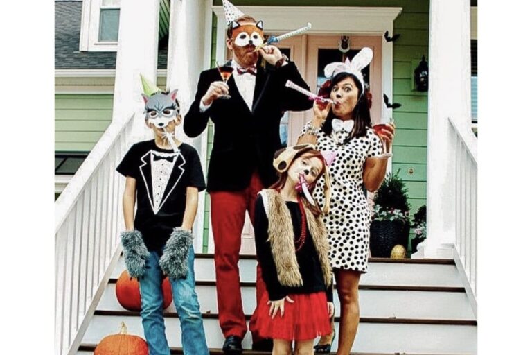 10 Epic Family Halloween Costumes Ideas For 2026 (Fun, Easy, & Creative!)